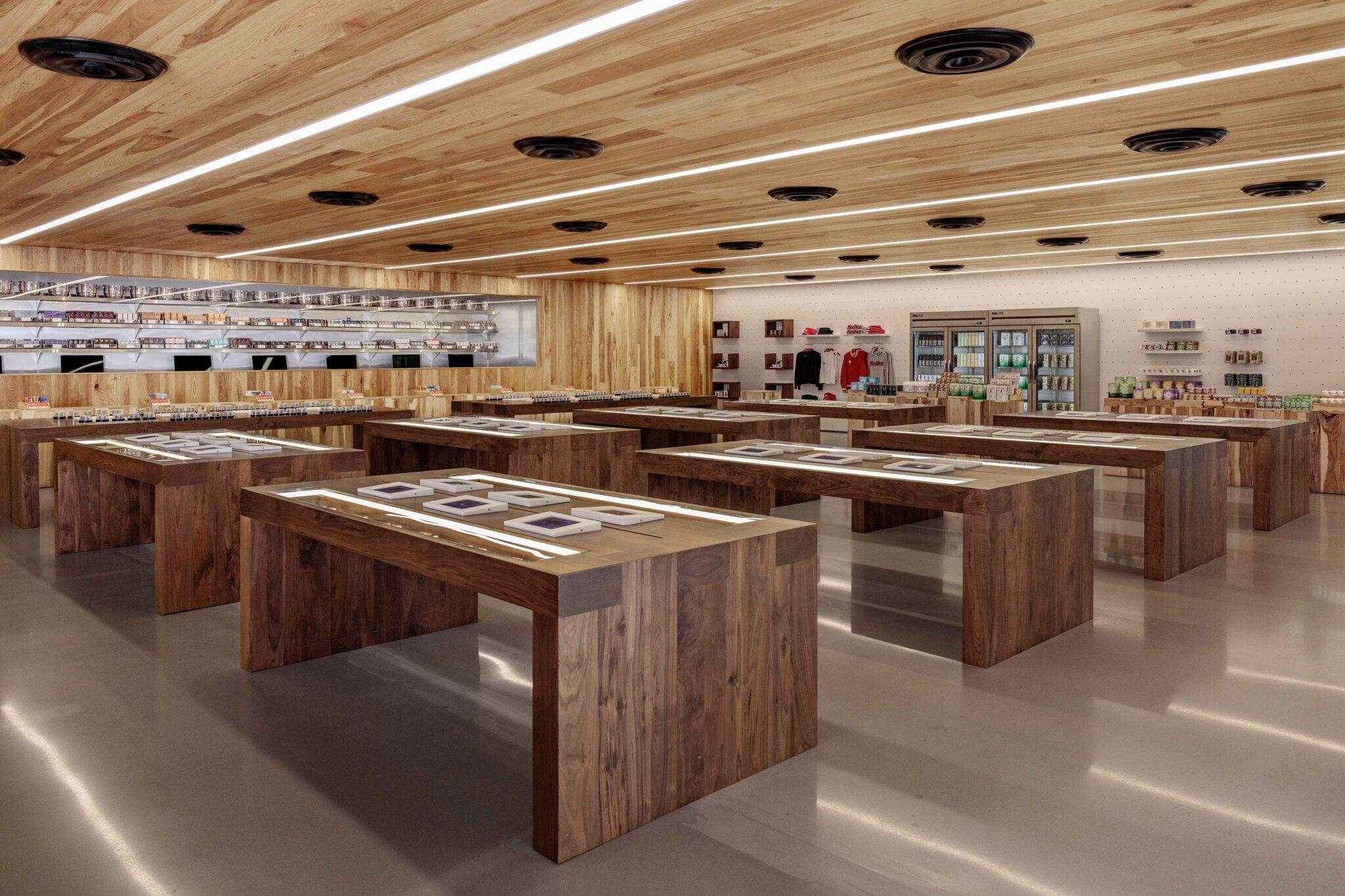 Recreational Weed Dispensary & Delivery Near LAX Airport - MedMen ...